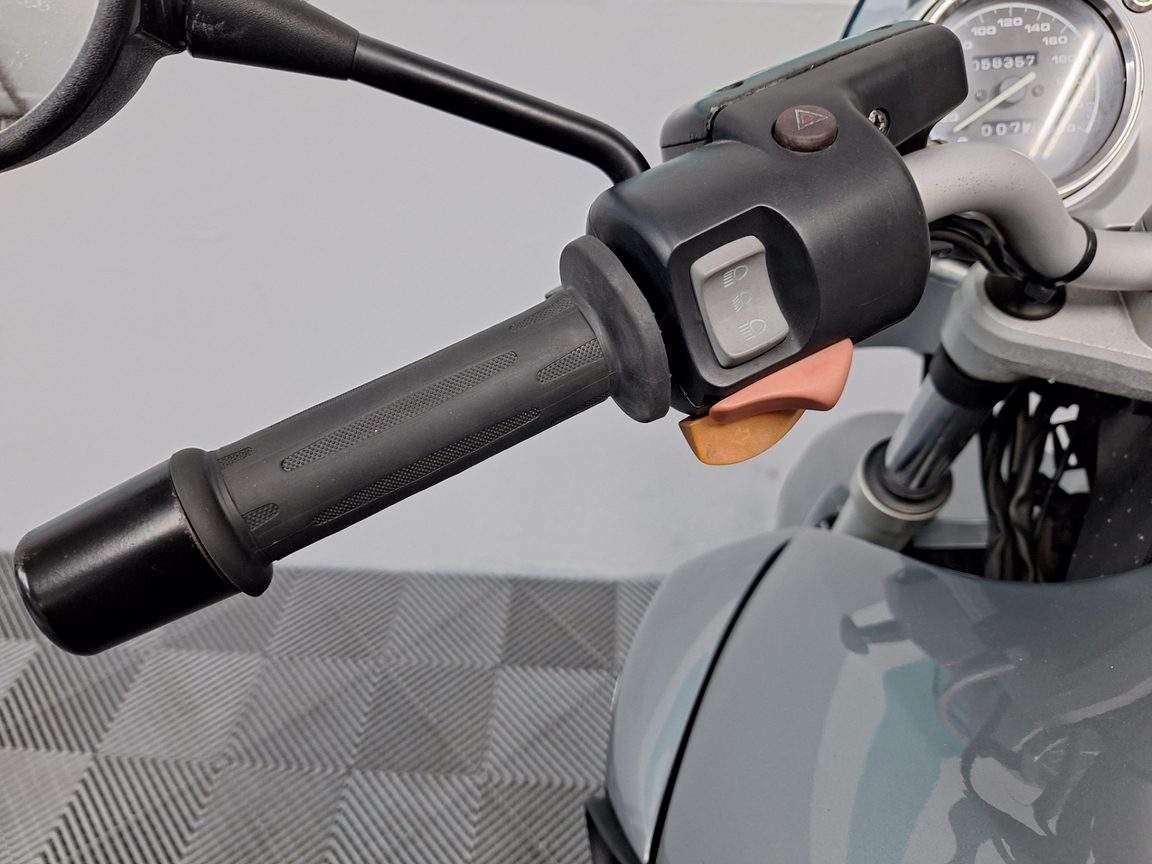 BMW R850R – 2006 – 58.357 km – Moto Opción